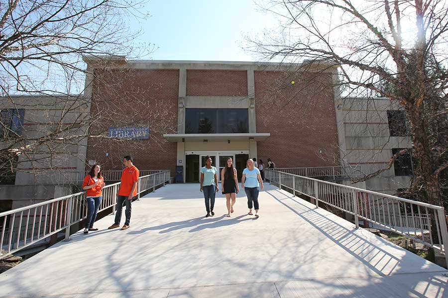 Campus & La Plume Community - Keystone College