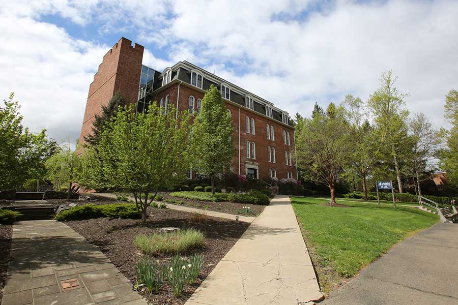 Campus & La Plume Community - Keystone College